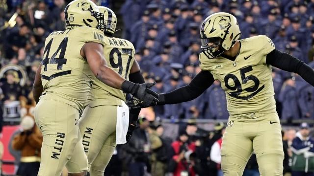 Army stuffs Navy on goal line to win 17-11 in 124th meeting - Youth ...